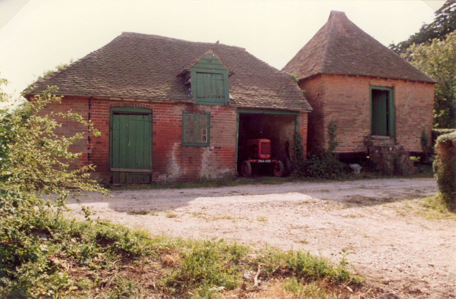A Farming Life - Memories of farming at Great Fontley Farm - Wickham ...